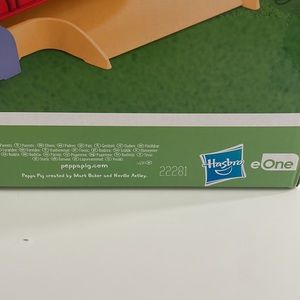 Hasbro | Toys | Peppa Pig All Around Peppas Town Set With Adjustable ...